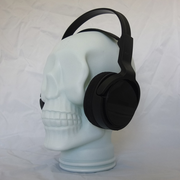 AMP3 Luxury Glass Skull Headphones Stand